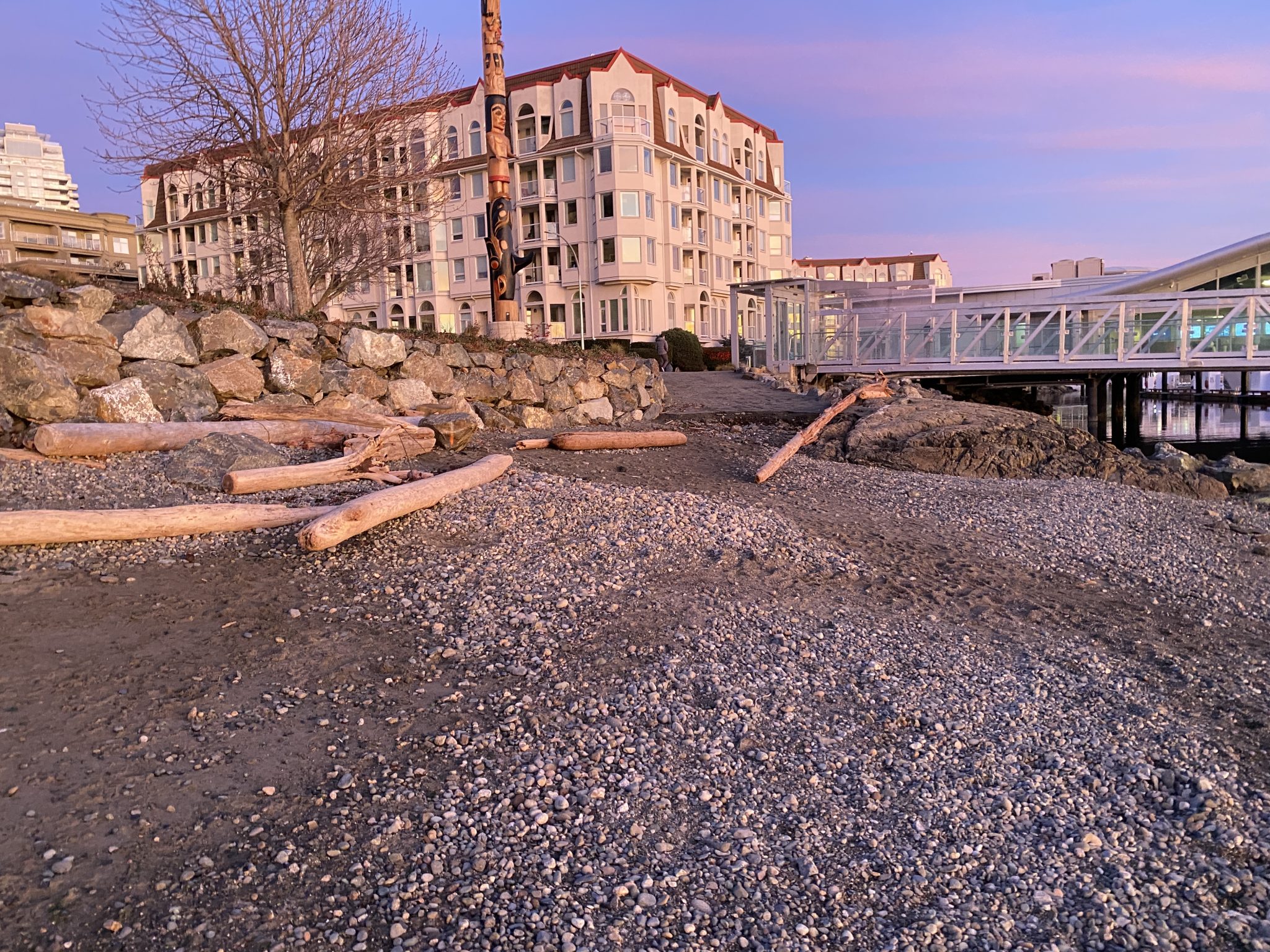Songhees Walkway Pocket Beach story map by UVic Community Mapping ...